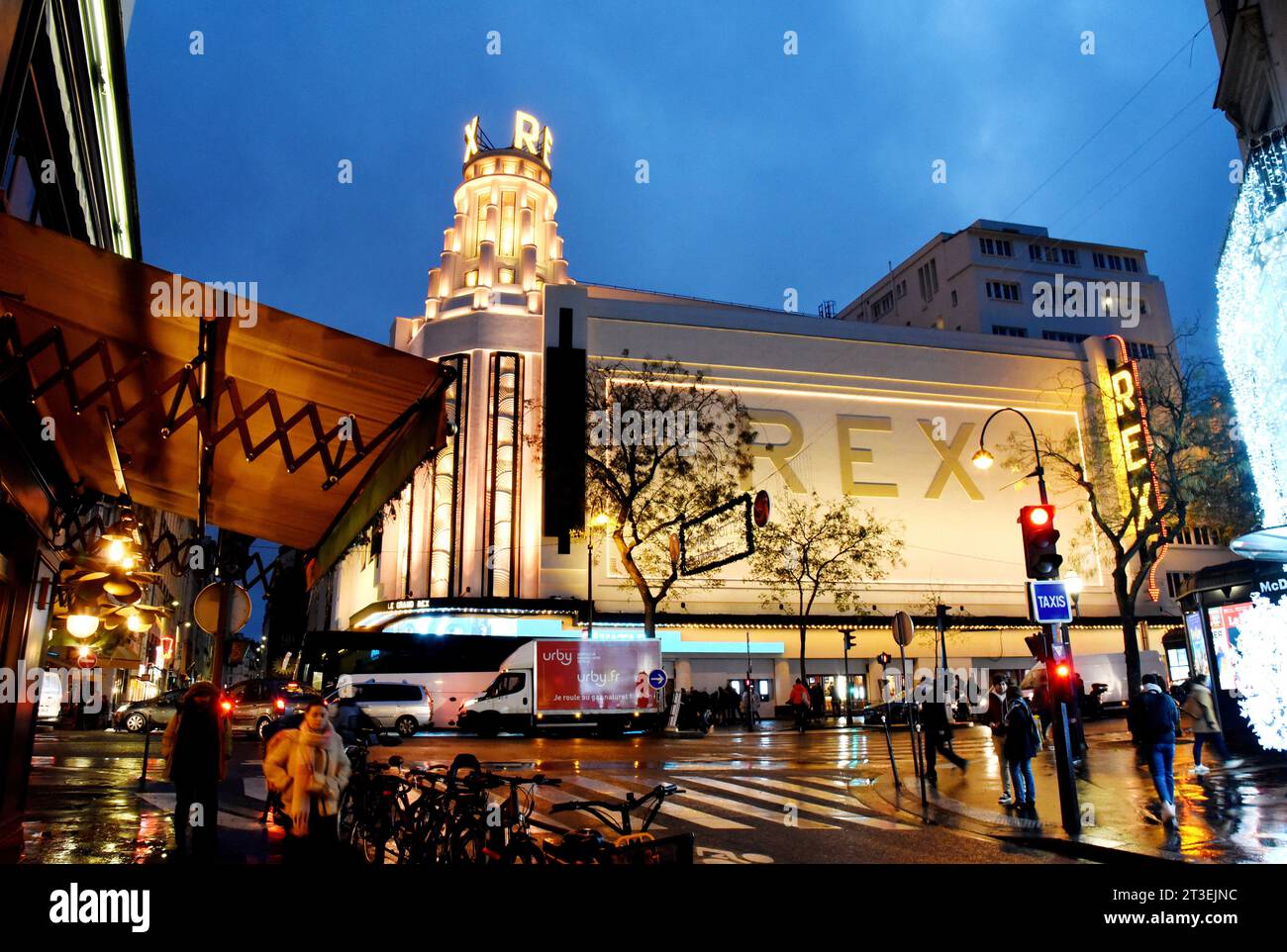 Paris (France): Le Grand Rex cinema and concert venue in the 2nd ...