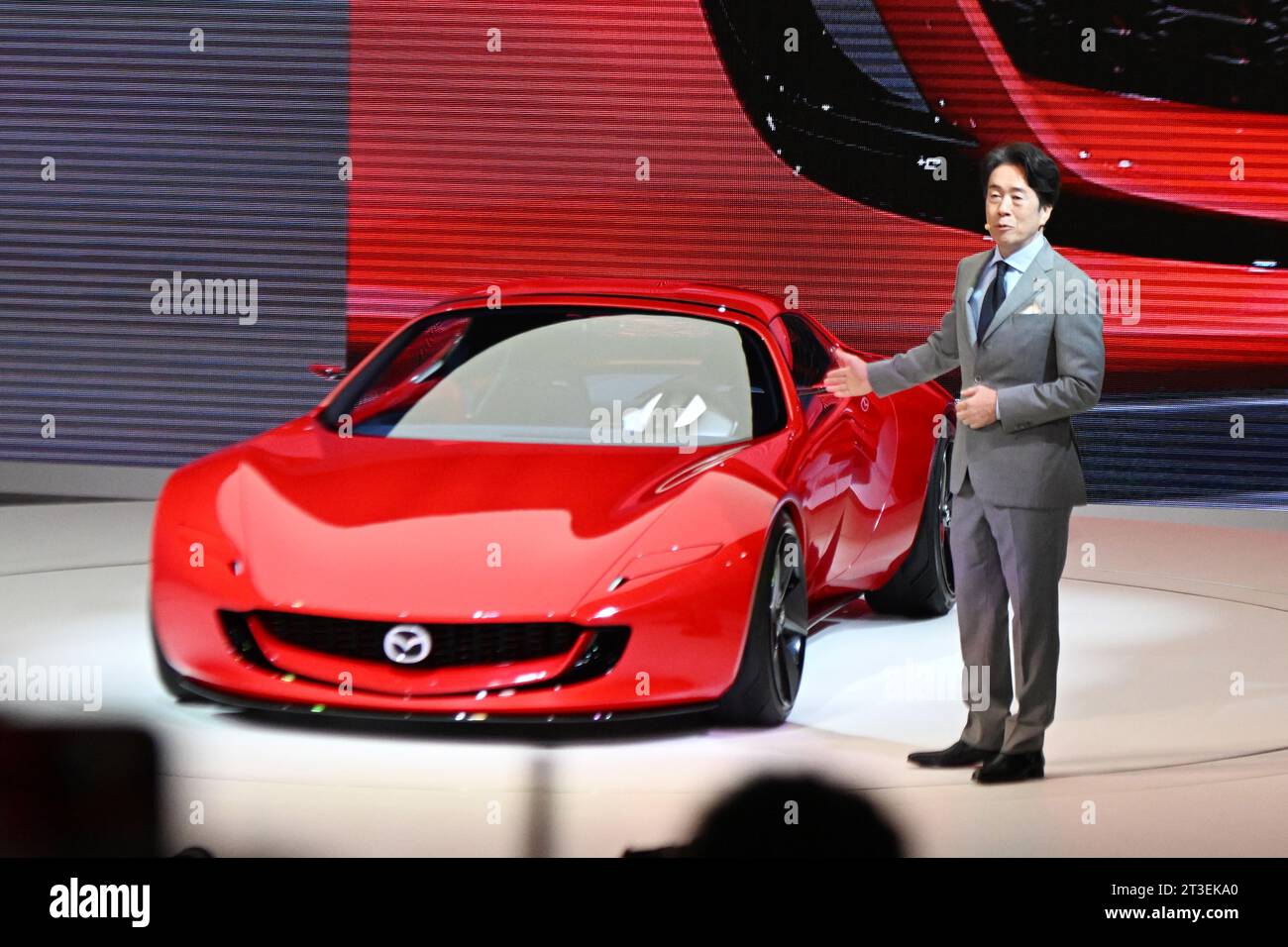 Masahiro moro hi-res stock photography and images - Alamy