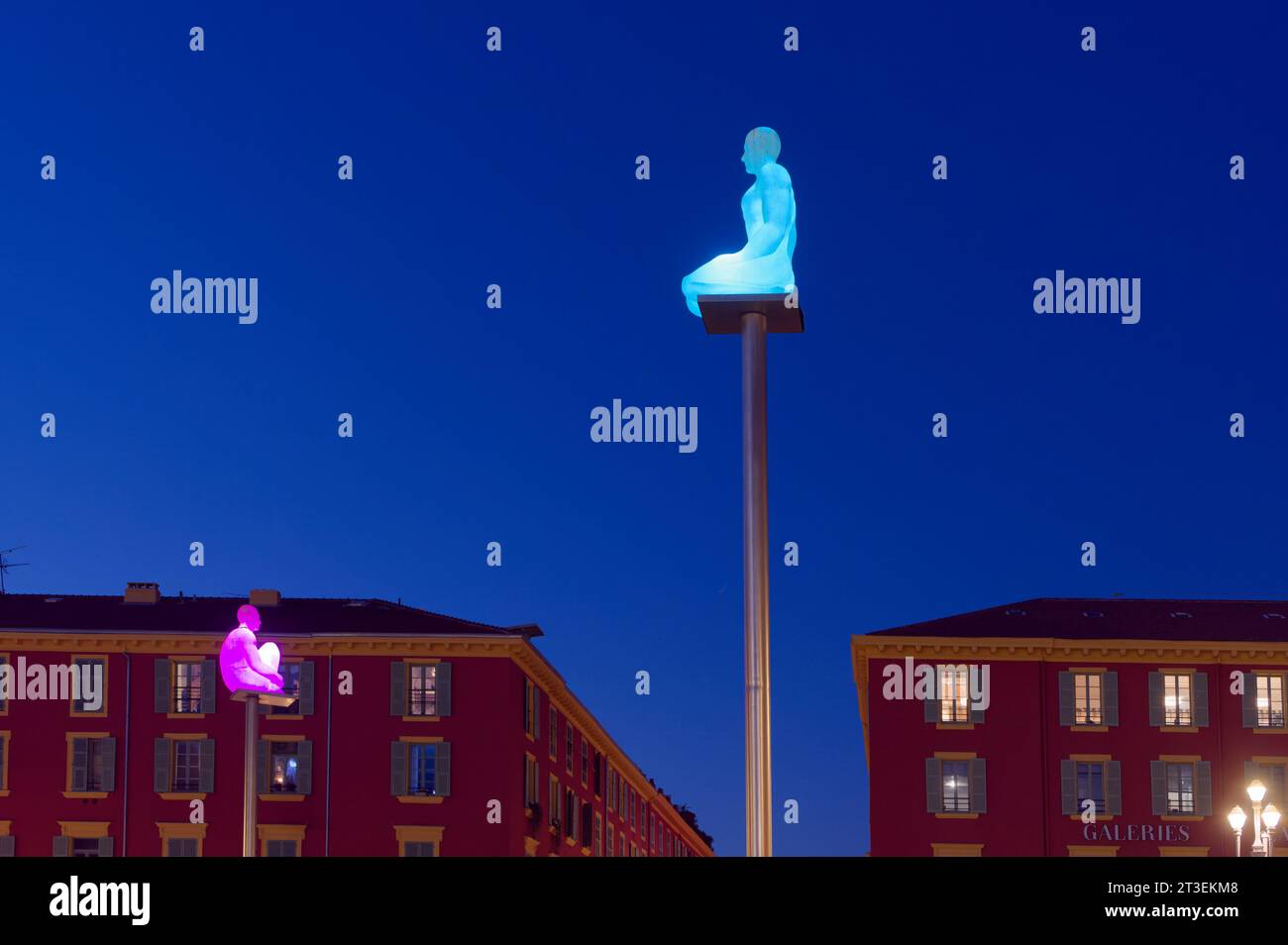 Nice (south-eastern France): one of the seven statues Conversation a ...