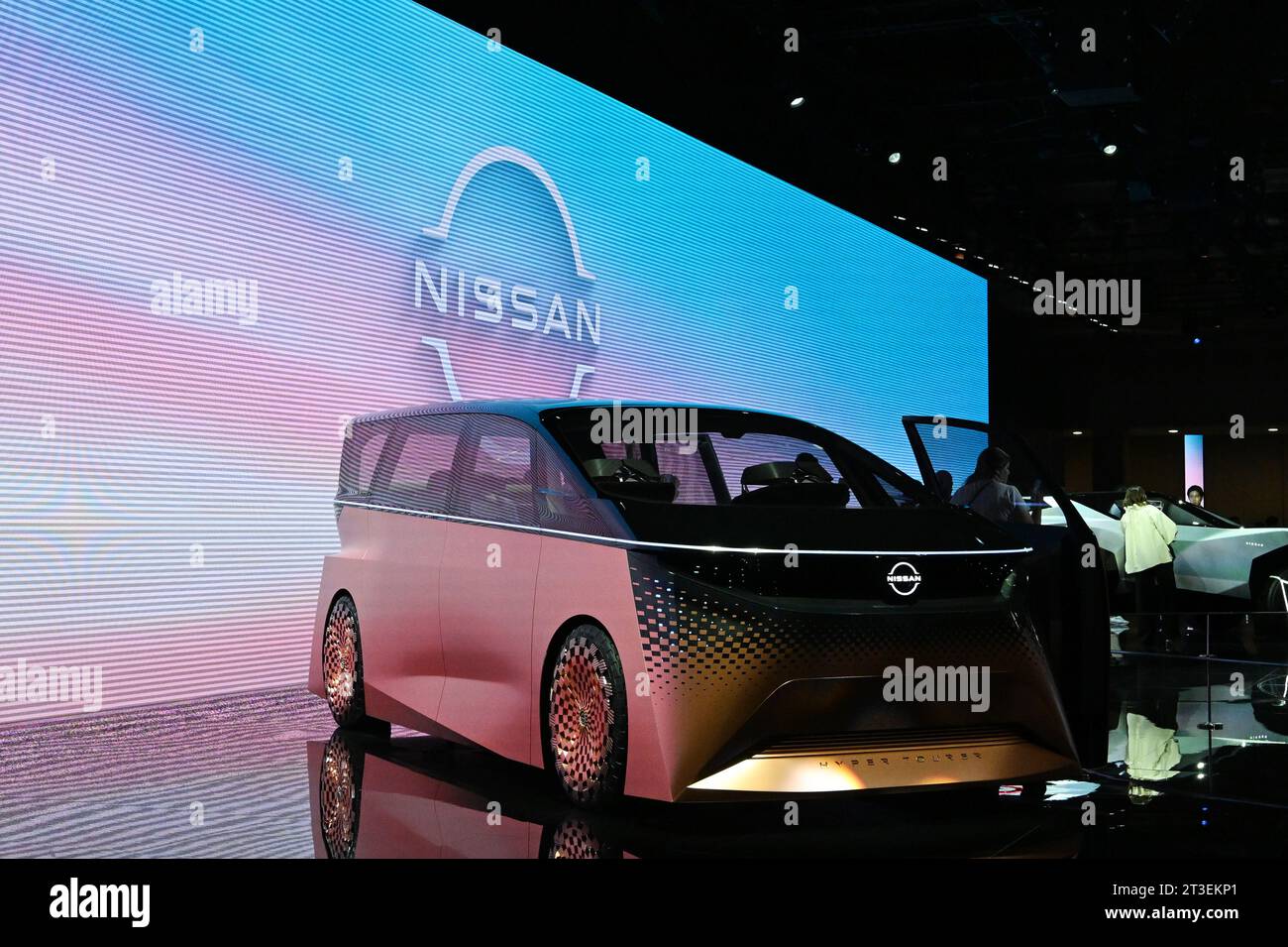 2023 Nissan Hyper Tourer Price