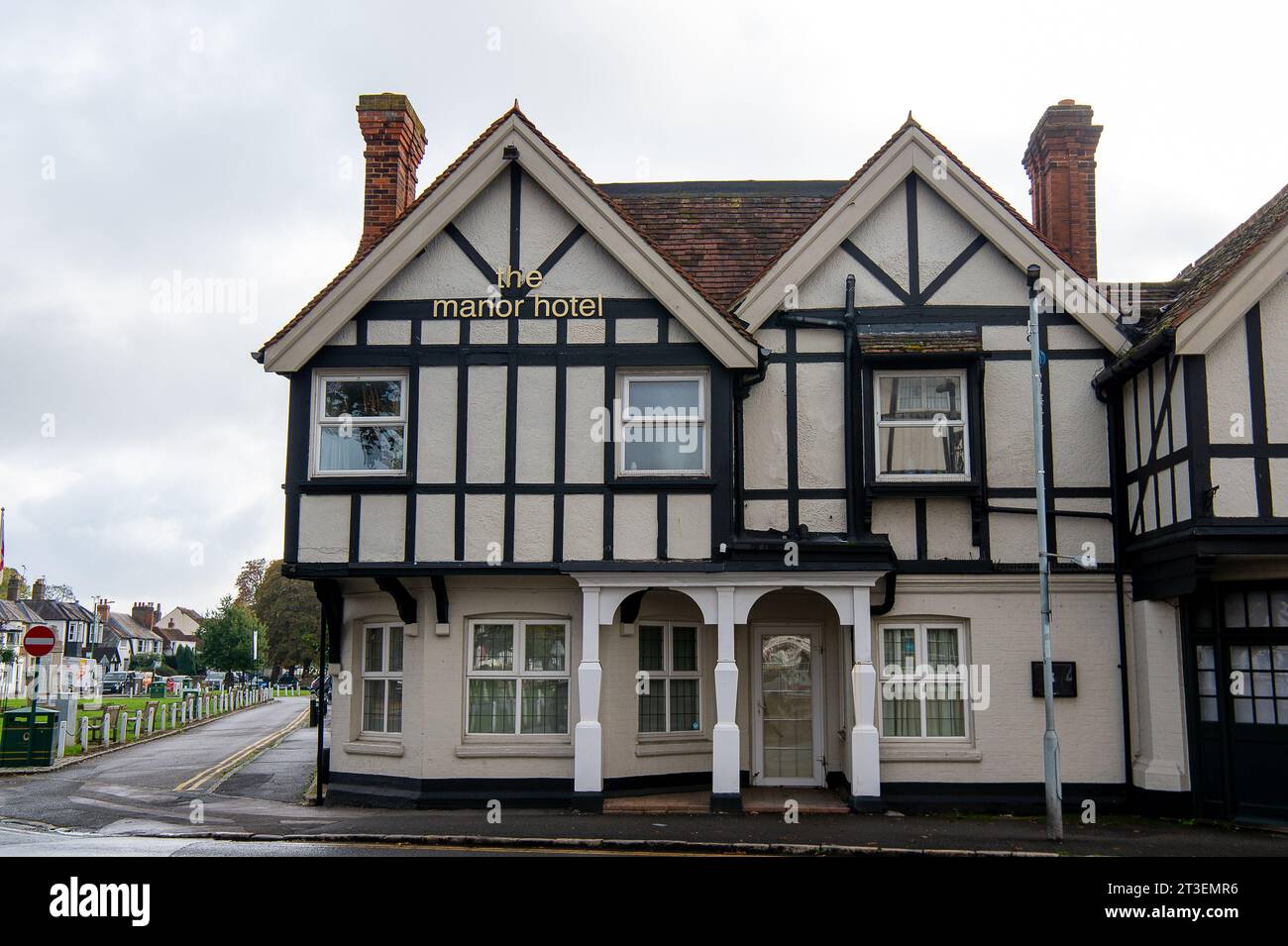 Refugee uk accommodation hi-res stock photography and images - Alamy