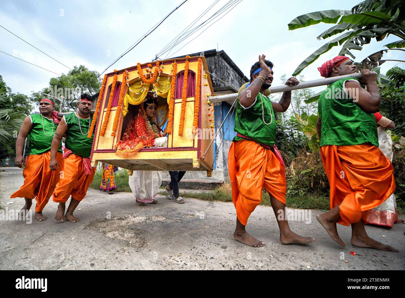 Palki hi-res stock photography and images - Alamy