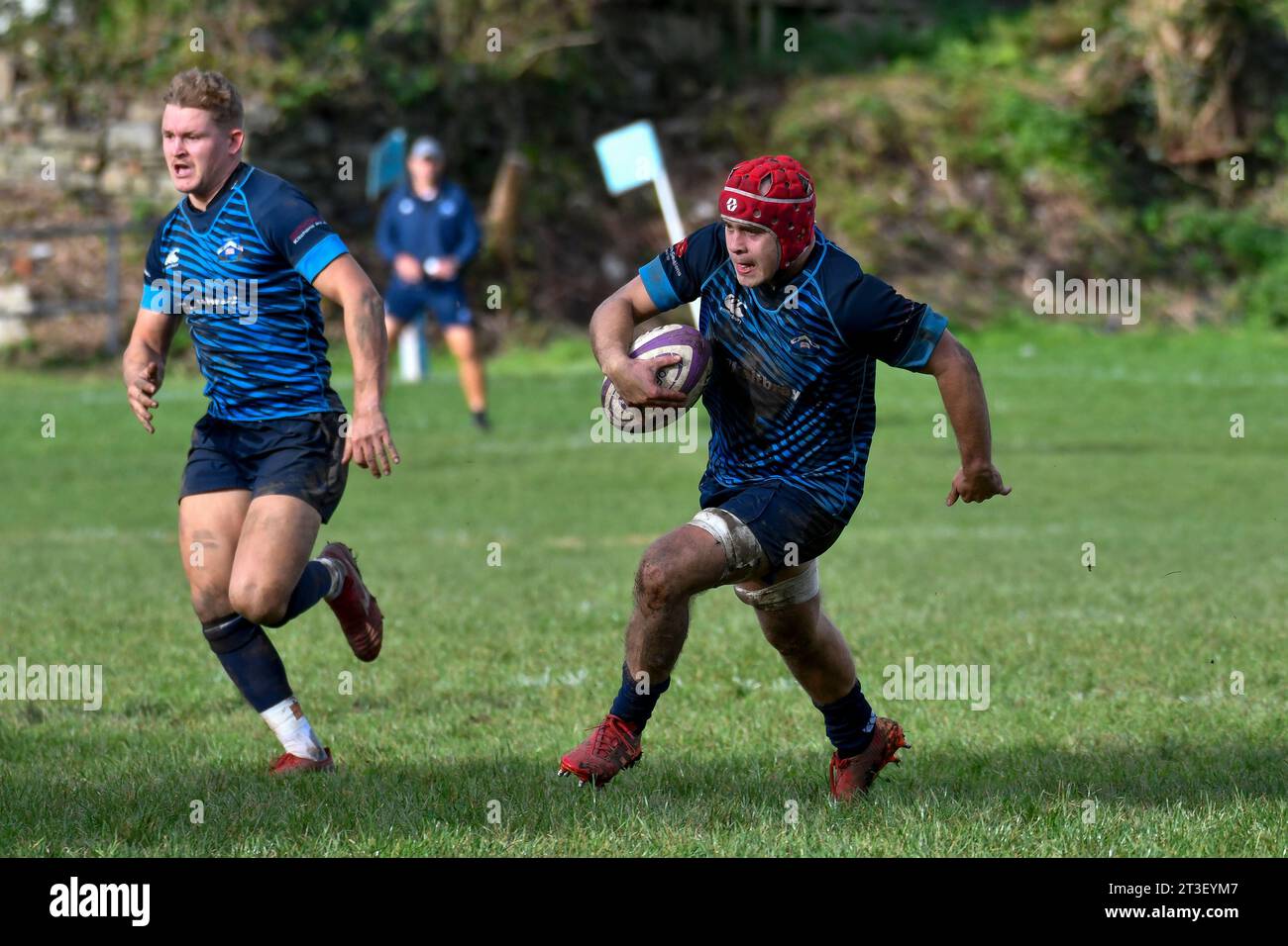 Trebanos, Wales. 21 October 2023. Mackenzie Clayton of Trebanos (right ...