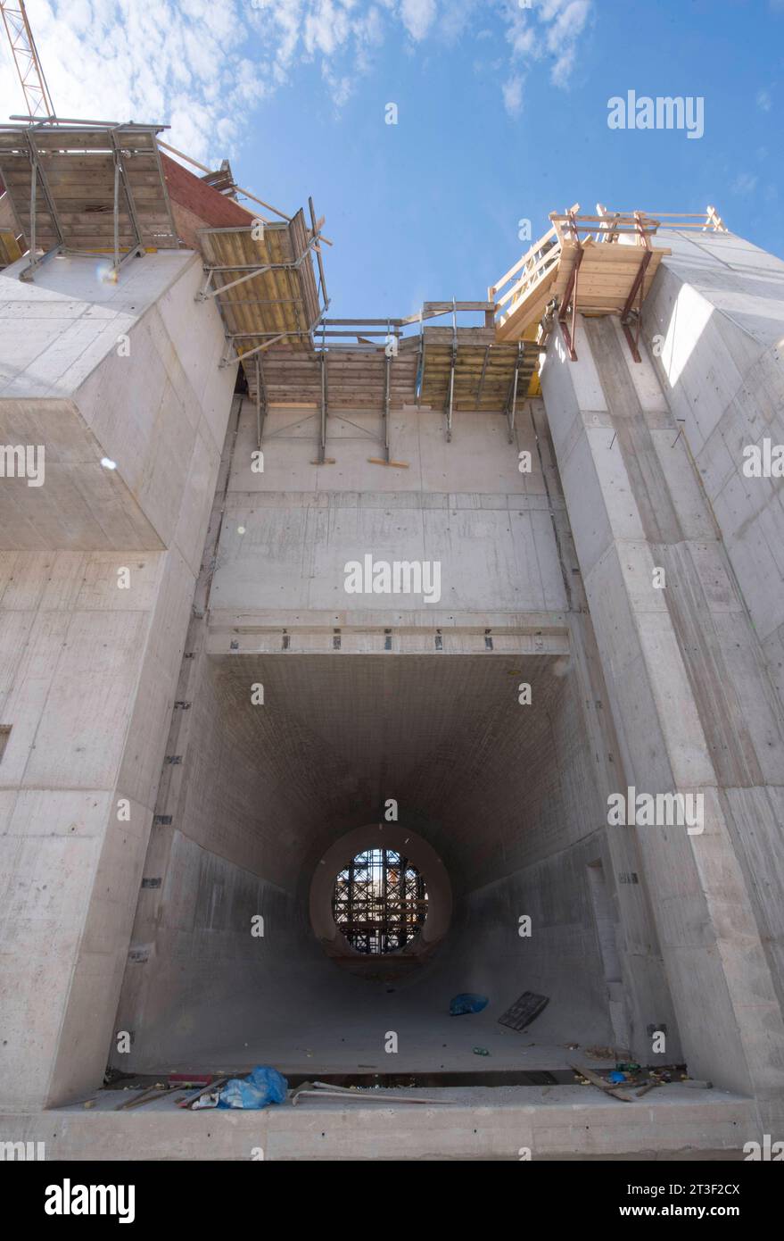 Industrieanlage beton hi-res stock photography and images - Alamy