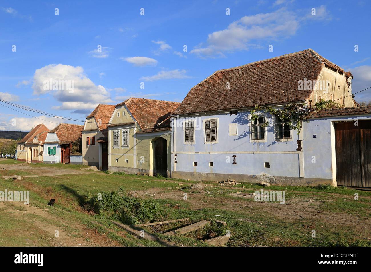 Traditional houses, Strada Principală, Viscri, UNESCO World Heritage ...