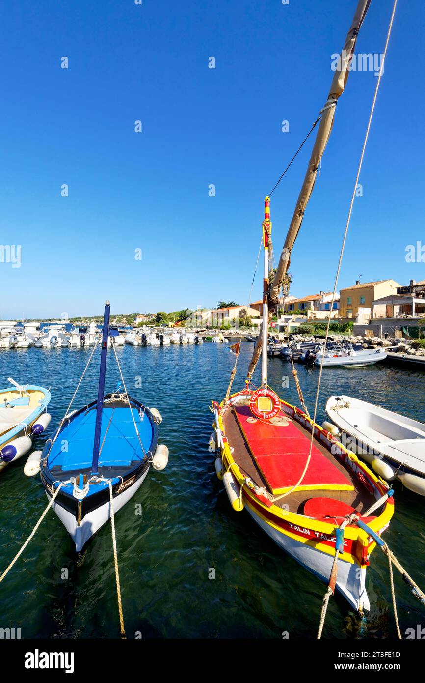 France, Var, Hyeres, Peninsula of Giens, La Madrague harbour Stock ...
