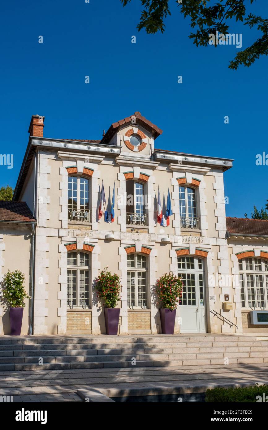 Jarcy hi-res stock photography and images - Alamy