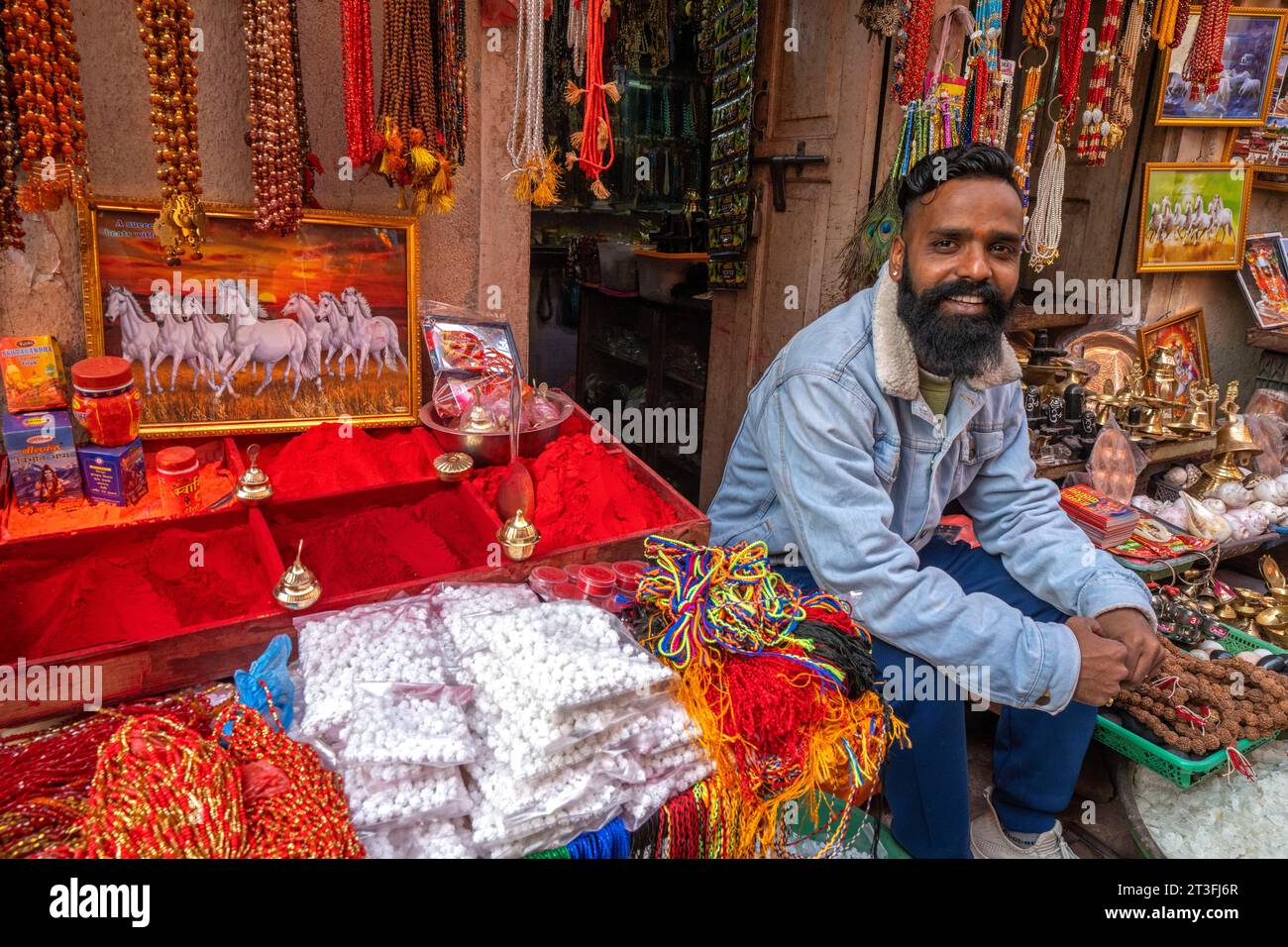 Nepal, Kathmandu, Hindu festival of Shivaratri in the Pashupatinath ...