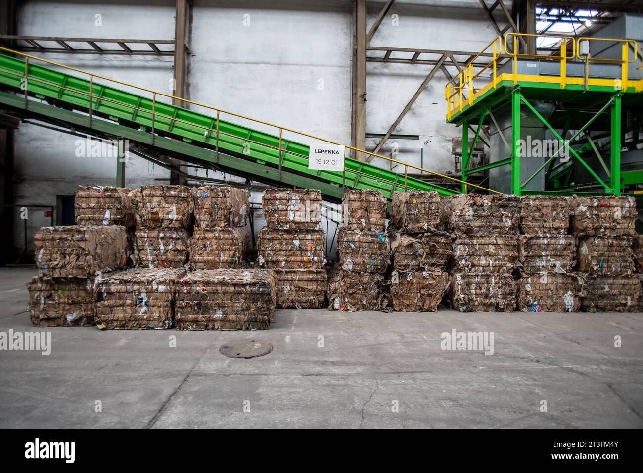 Waste management company hi-res stock photography and images - Alamy