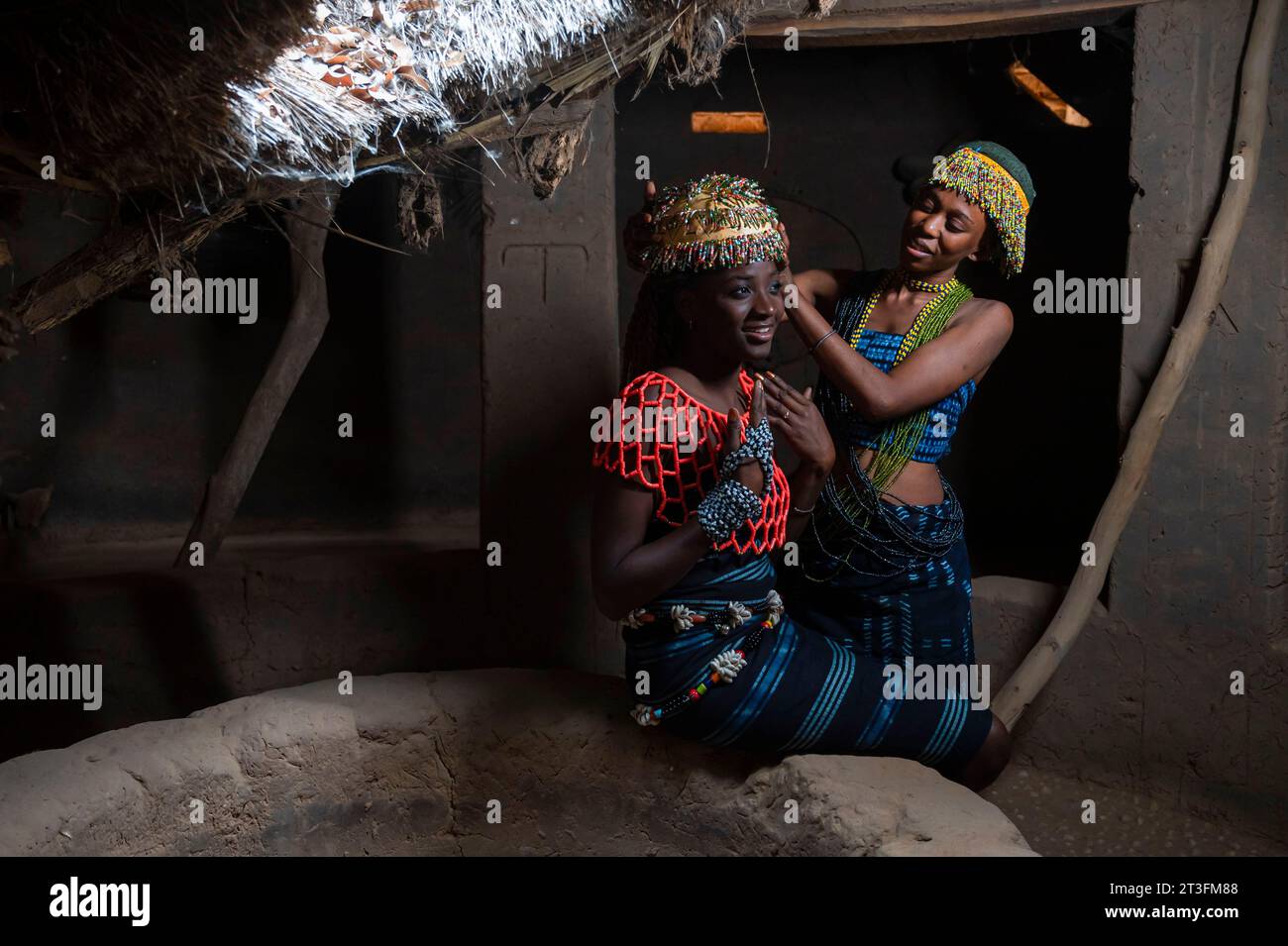 Senegal, Casamance, Ziguinchor district, women of the Diola ethnic group wearing traditional ...