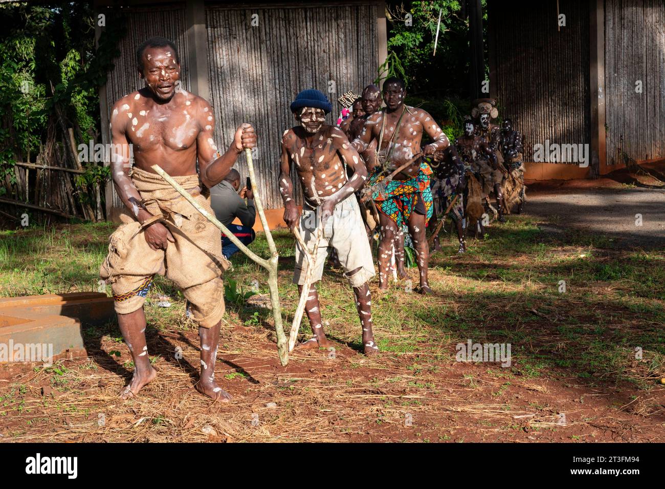 Cameroon traditional ceremony hi-res stock photography and images - Alamy