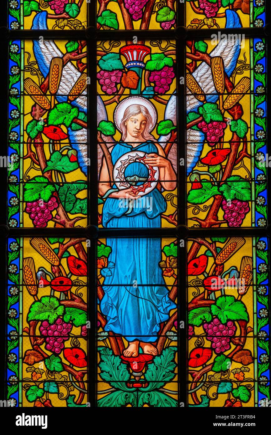 France, Charente Maritime, La Rochelle, Saint Louis cathedral, stained ...