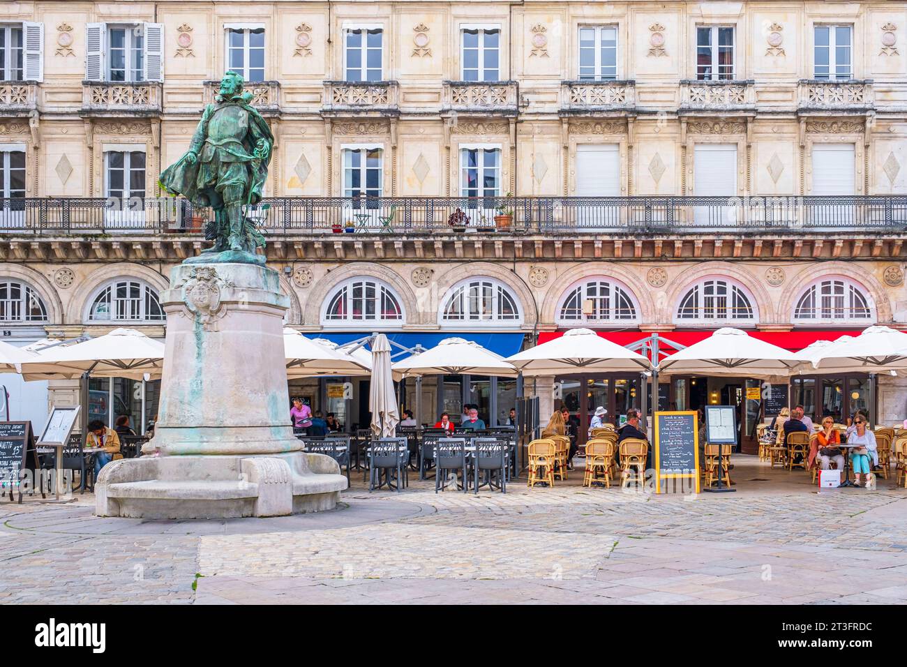 France, Charente Maritime, La Rochelle, Town Hall square, statue in ...