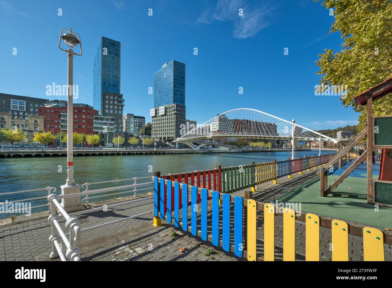 Zubizuri Footbridge by Calatrava over Nervion river and Isozaki Towers ...