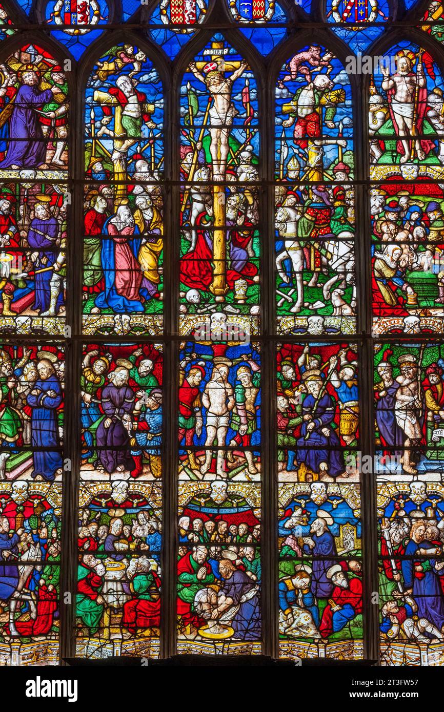 France, Finistere, La Roche-Maurice, parish close, Saint-Yves church ...