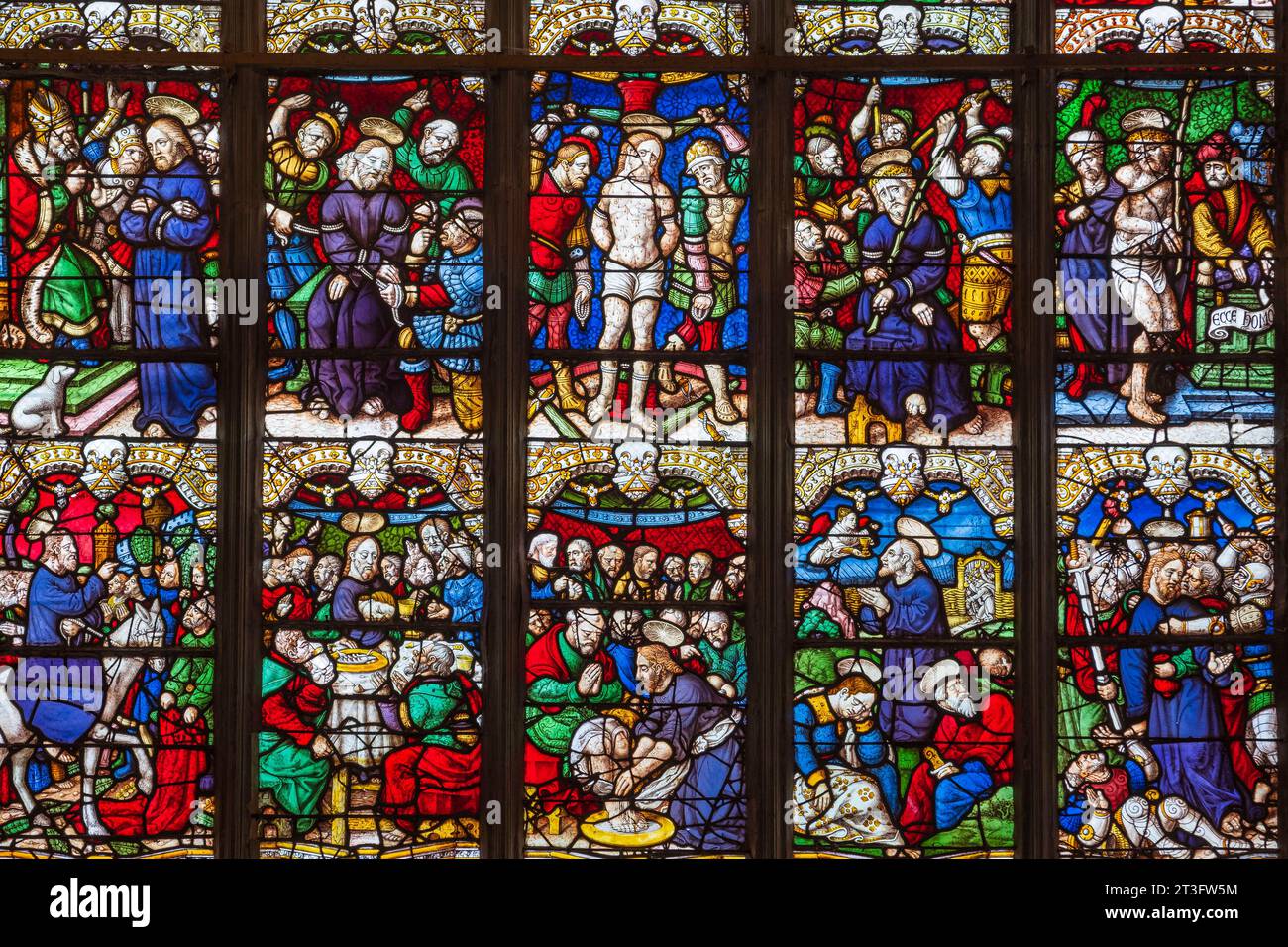 France, Finistere, La Roche-Maurice, parish close, Saint-Yves church ...