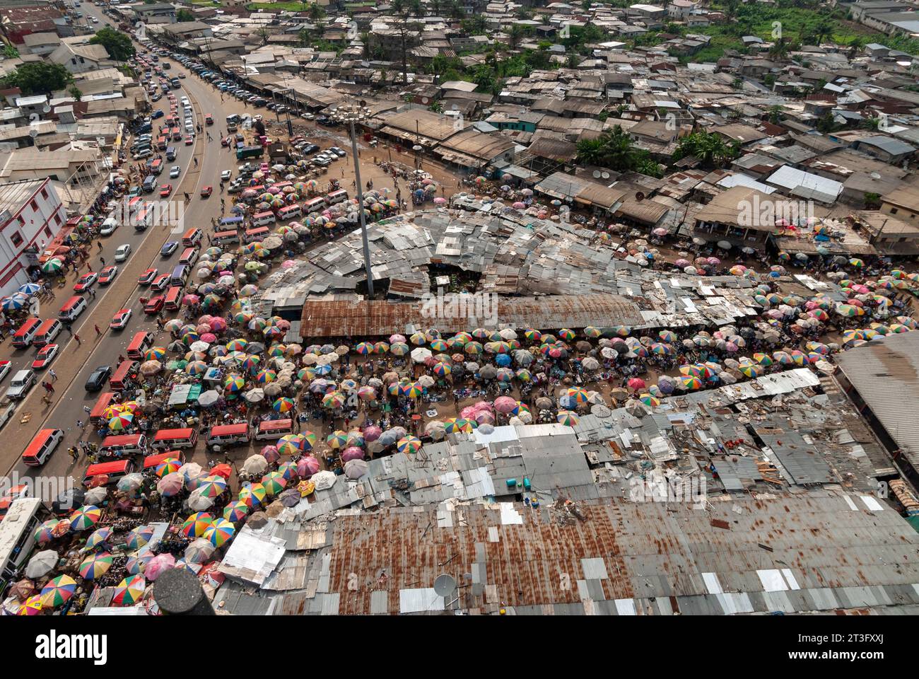 Libreville market hi-res stock photography and images - Alamy