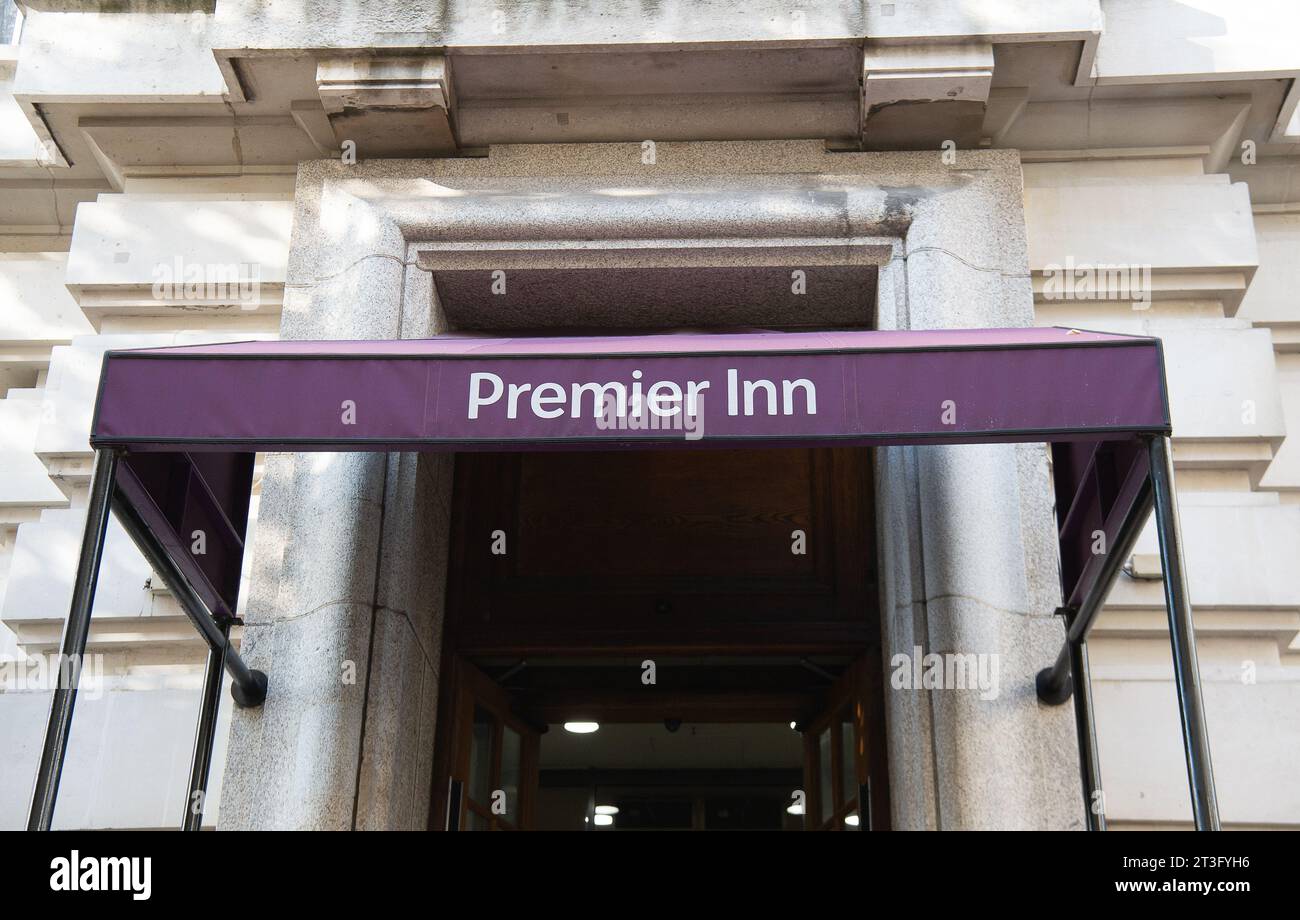 Lady bug bug hotel hi-res stock photography and images - Alamy