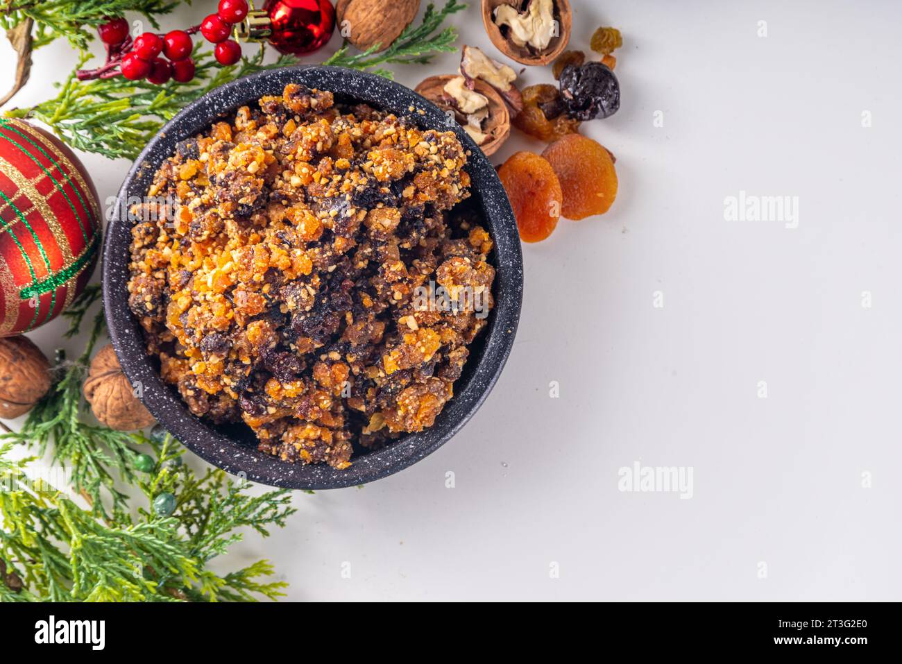 Homemade Christmas sweet mincemeat bowl, dried fruit mince meat for ...
