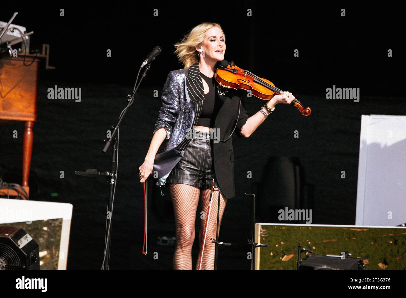 The Chicks | Martie Maguire performing at American Express British ...