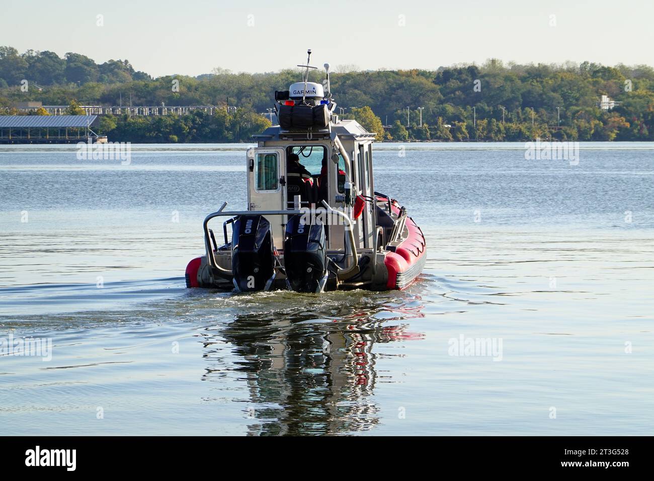 Metropolitan Washington Airports Authority Fire Rescue Boat 376 ...