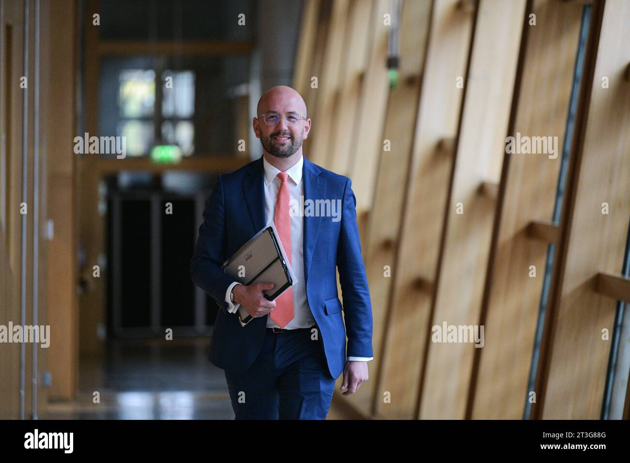 Edinburgh Scotland, UK 25 October 2023. Ben Macpherson MSP at the Scottish Parliament. credit ...