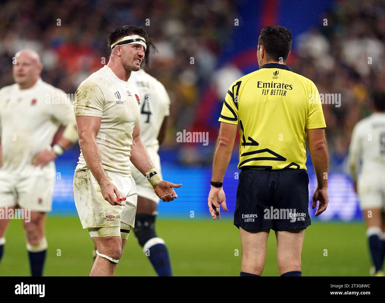 File photo dated 21-10-2023 of Tom Curry speaking to referee Ben O ...