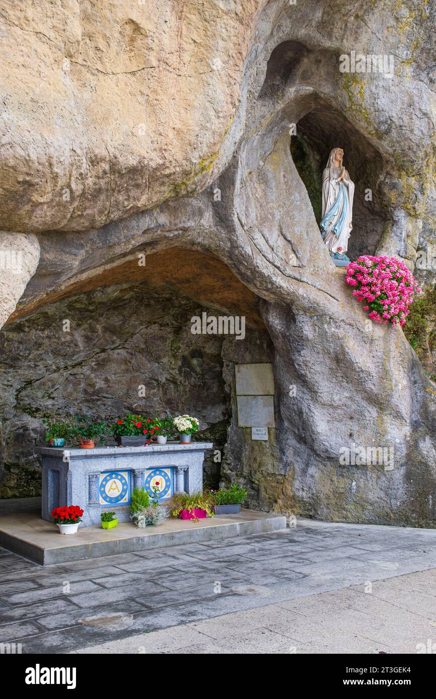 La pernelle hi-res stock photography and images - Alamy