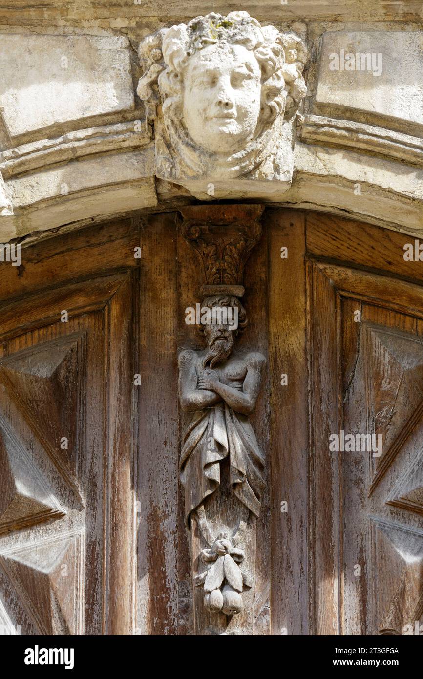 Door mascaron hi-res stock photography and images - Alamy