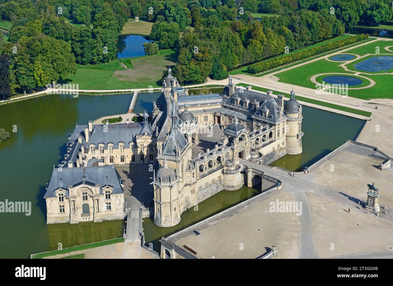 Chantilly france aerial hi-res stock photography and images - Alamy