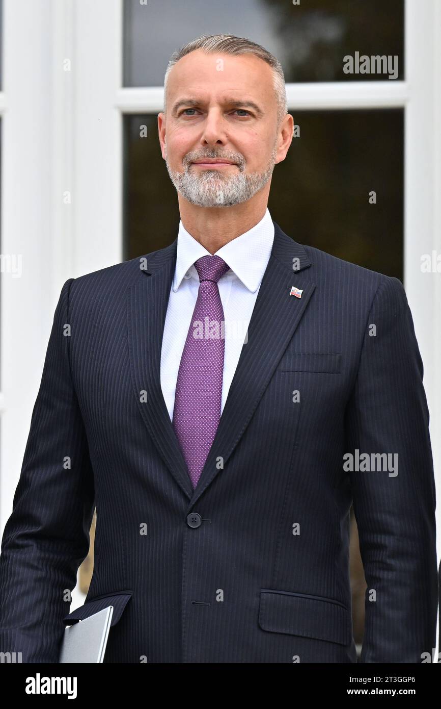 Informatization hi-res stock photography and images - Alamy