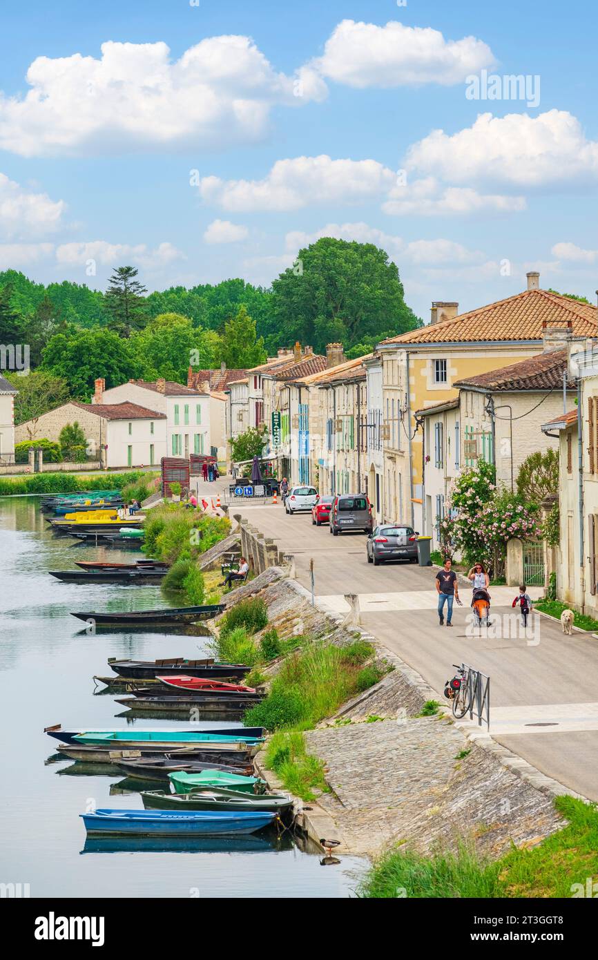 France, Deux Sevres, Marais Poitevin Interregional Park labeled Great ...