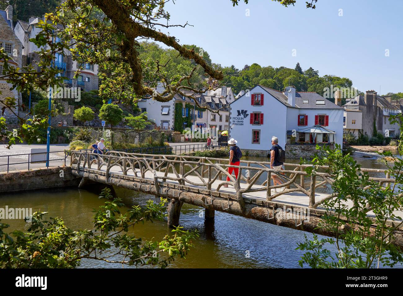 Bridge at pont aven hi-res stock photography and images - Alamy