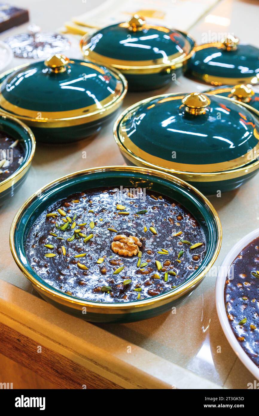 Sultanate of Oman, Ad Dakhiliyah region, Western Hajar mountains, Nizwa ...