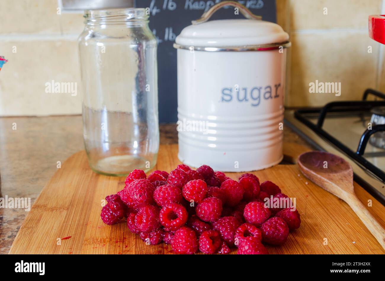 Jam making kitchen equipment hi-res stock photography and images - Alamy
