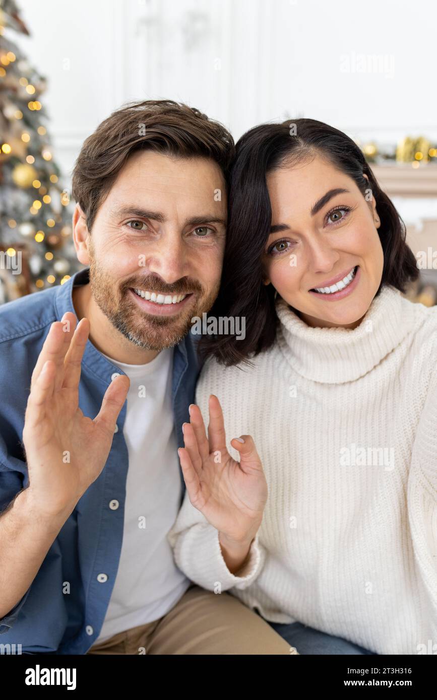 Parents meeting new boyfriend hi-res stock photography and images - Alamy