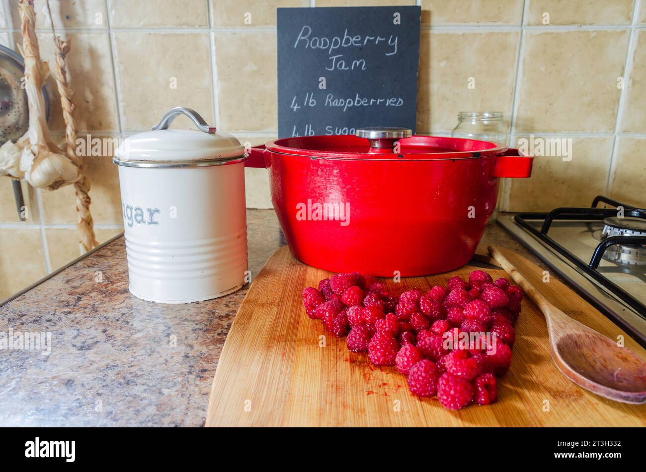 Raspberry jam homemade hi-res stock photography and images - Alamy