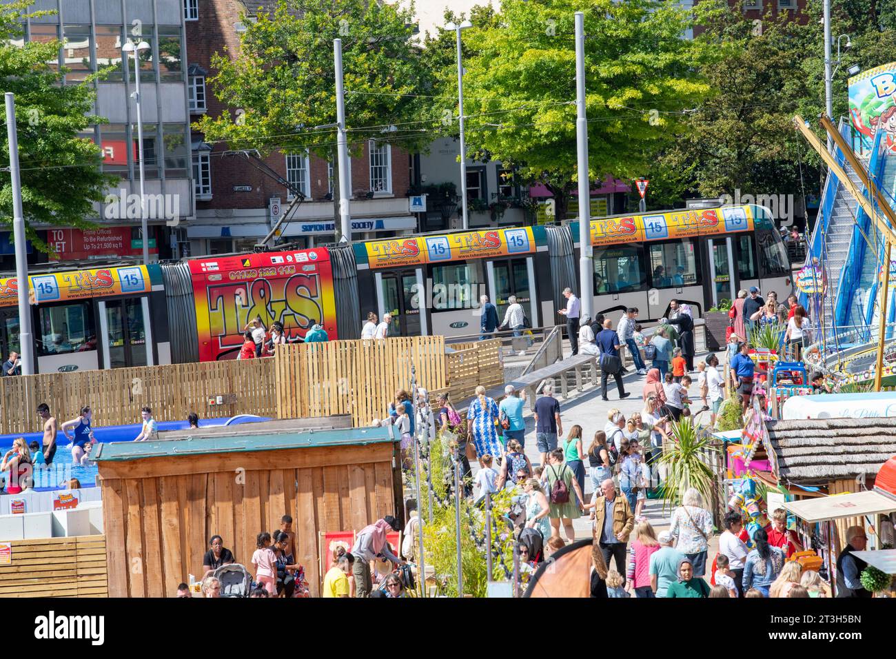 Sunny summer day at Nottingham Beach in the Market Square ...