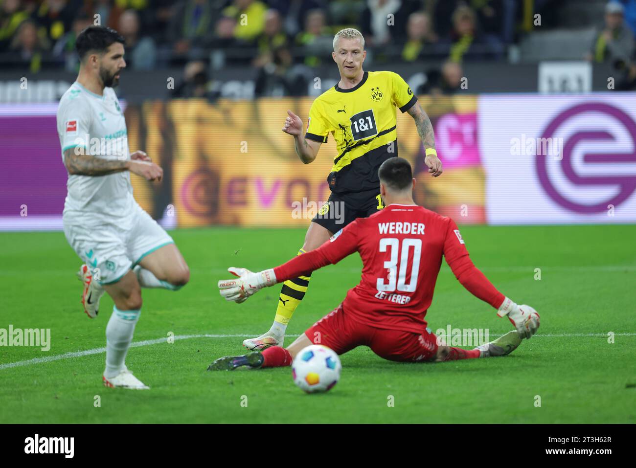 firo: 10/20/2023 Soccer, Football, Manner 1.Liga, ERSTE iga 1 ...