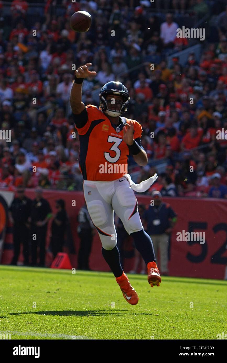 Denver Broncos quarterback Russell Wilson (3) against the Green Bay ...