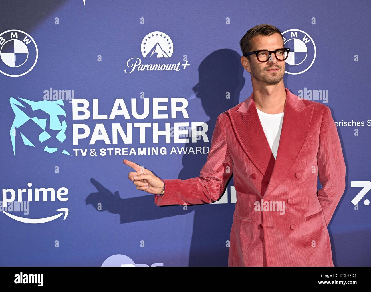 Munich, Germany. 25th Oct, 2023. Joko Winterscheidt, entertainer, comes ...