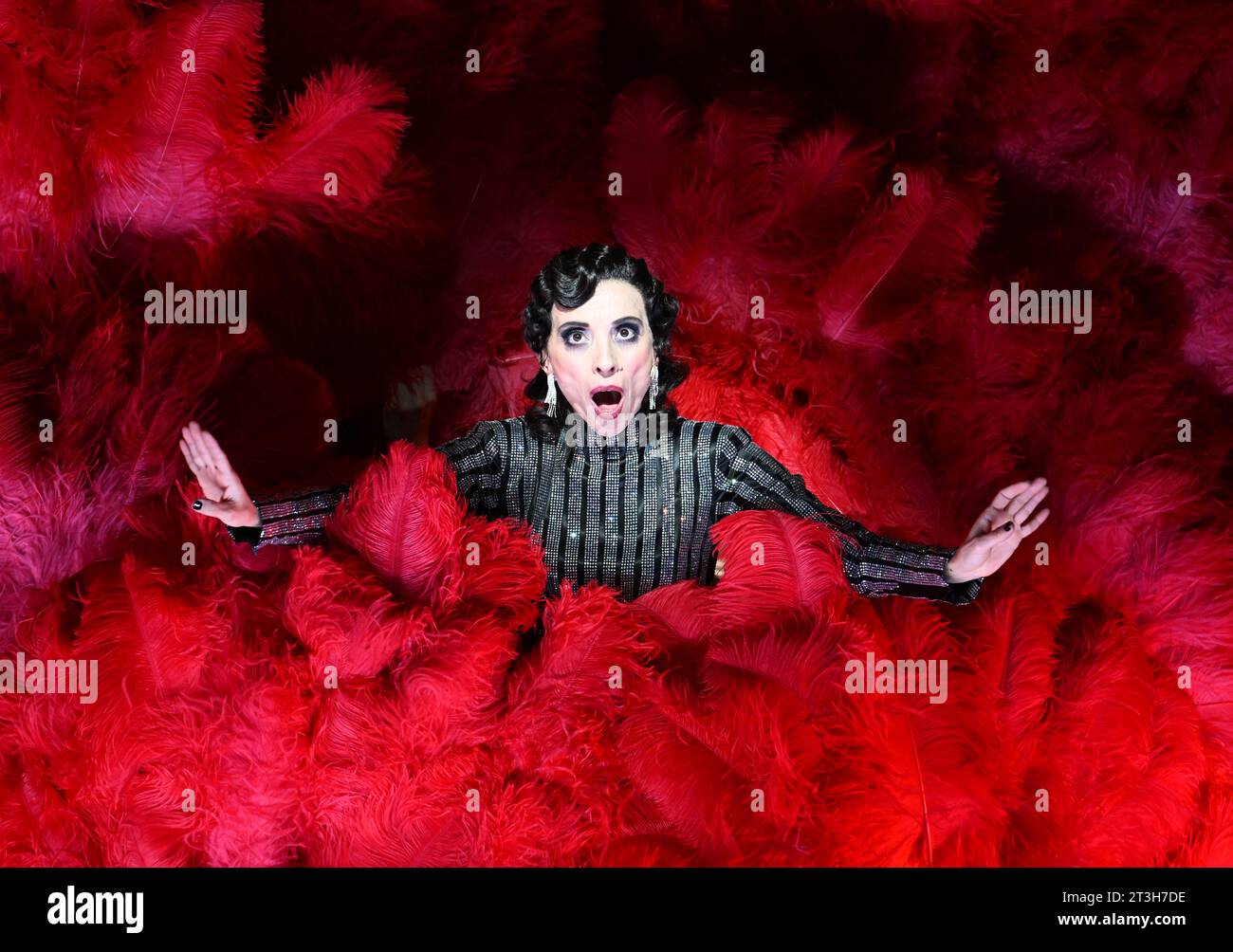 Ruth brauer kvam hi-res stock photography and images - Alamy