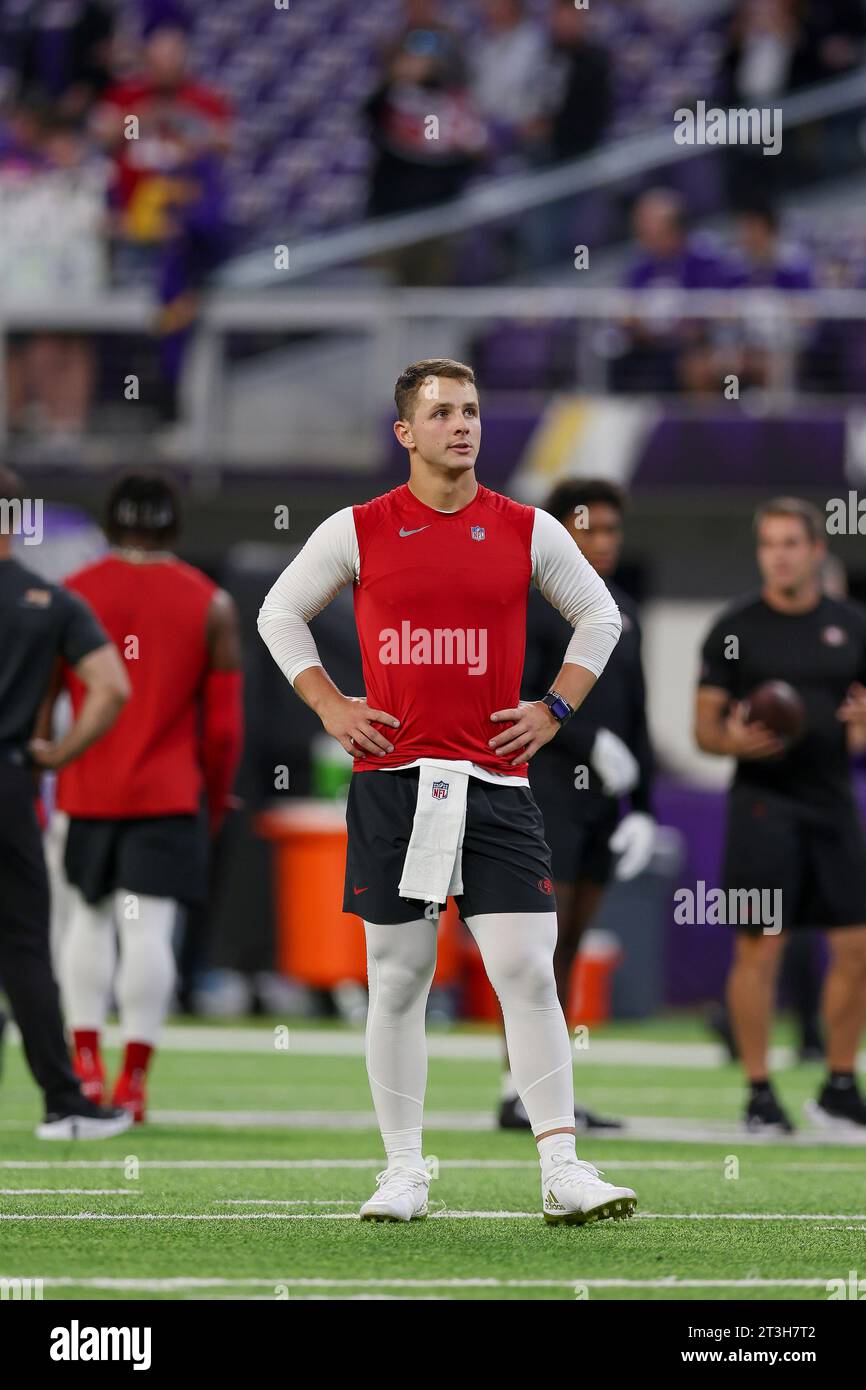 San Francisco 49ers quarterback Brock Purdy warms up before an NFL ...