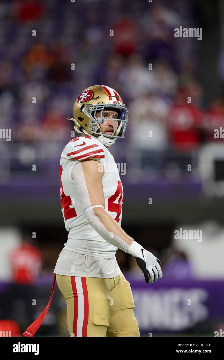 San Francisco 49ers fullback Kyle Juszczyk (44) warms up before an NFL ...