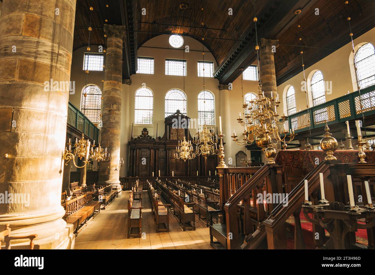 golden afternoon light illuminates the Portuguese Synagogue of ...