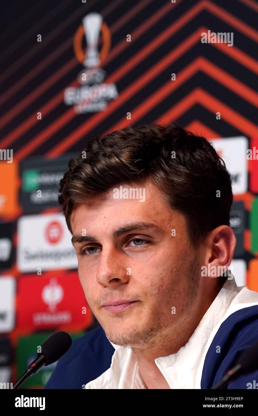 Benjamin tahirovic hi-res stock photography and images - Alamy