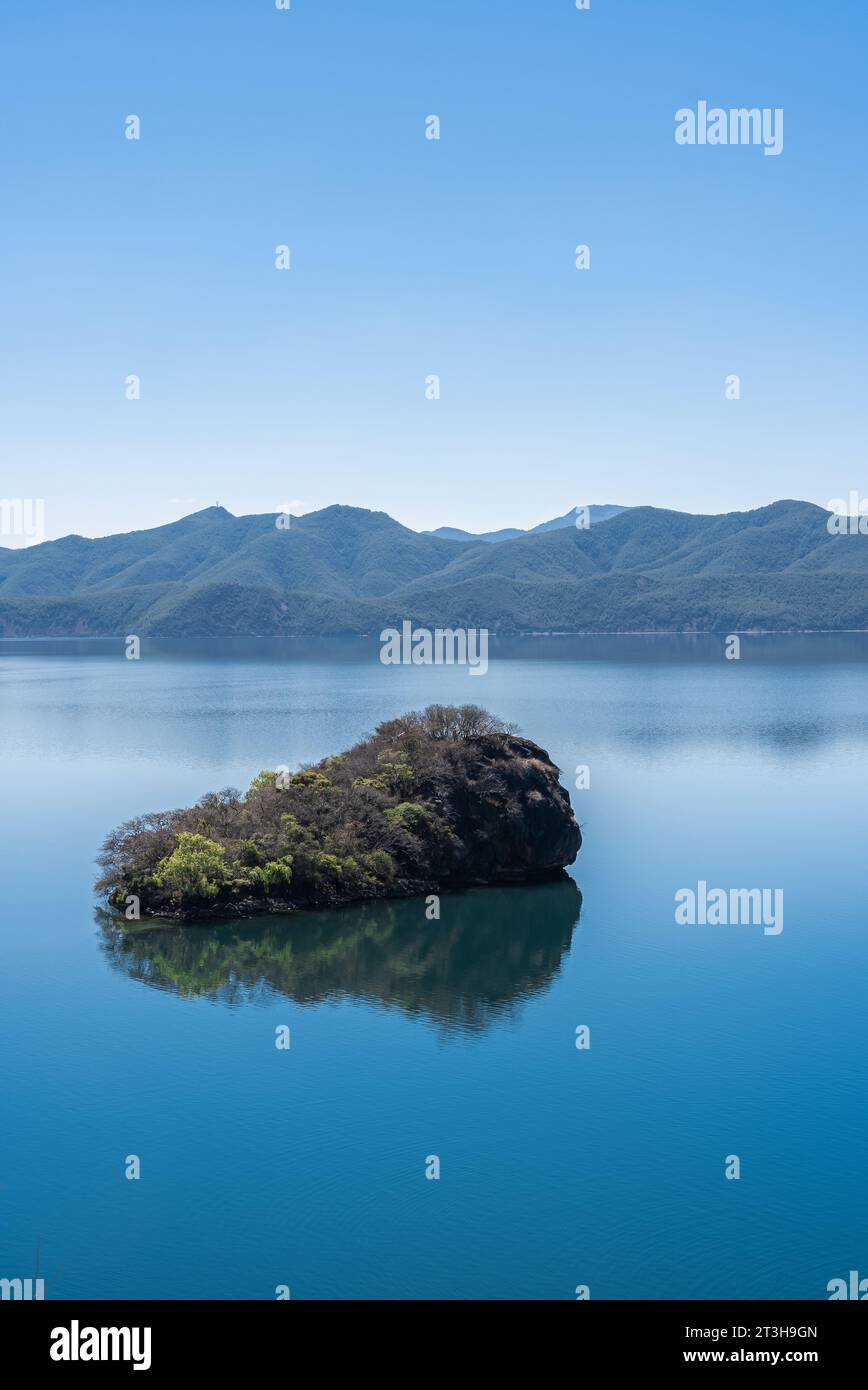 Islands in the heart of Lugu Lake in China Stock Photo - Alamy