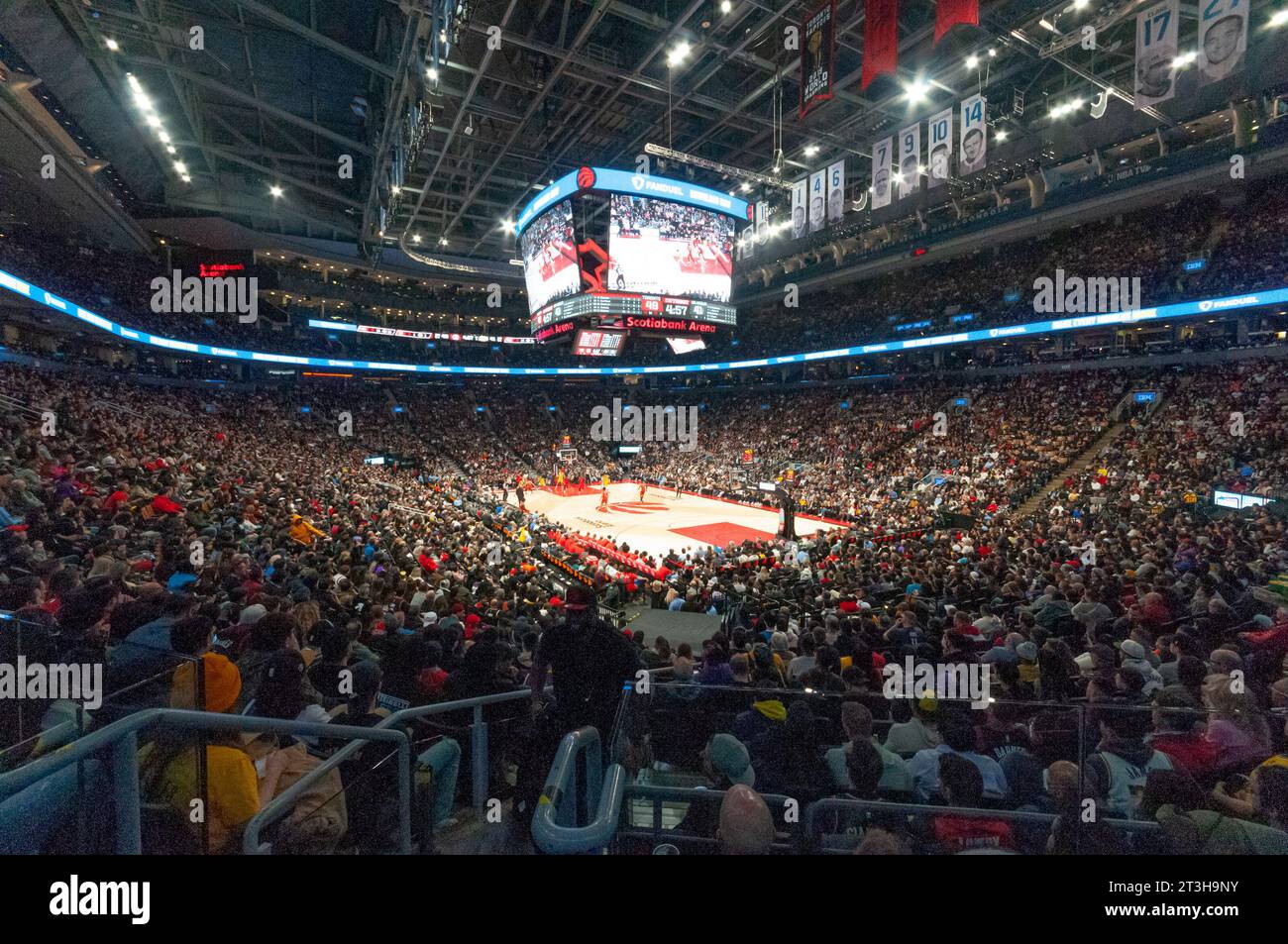 Toronto, Canada - December 07, 2022: Overall view of Scotiabank Arena ...