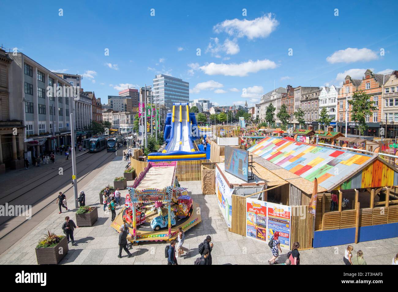 Sunny summer day at Nottingham Beach in the Market Square ...