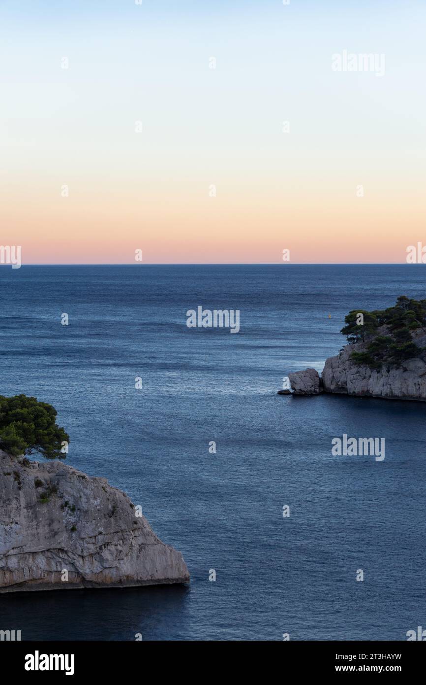 Sunset from the famous viewpoint in Calanque National Park, France ...